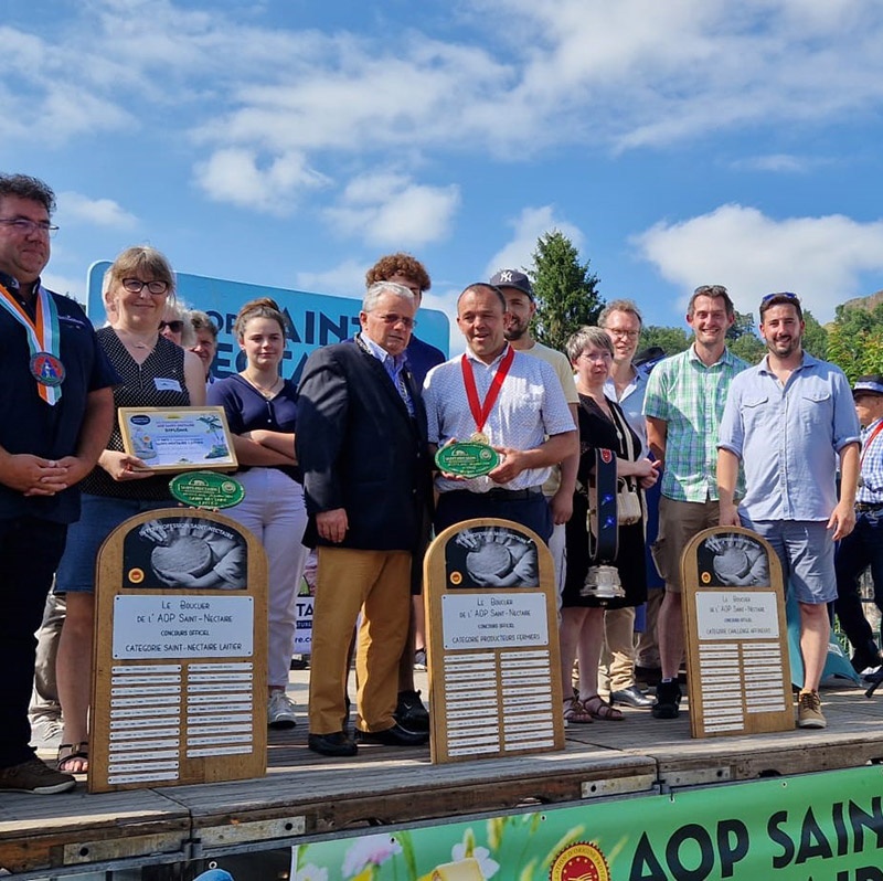 Fromage AOP Saint-Nectaire : nectar des prairies naturelles